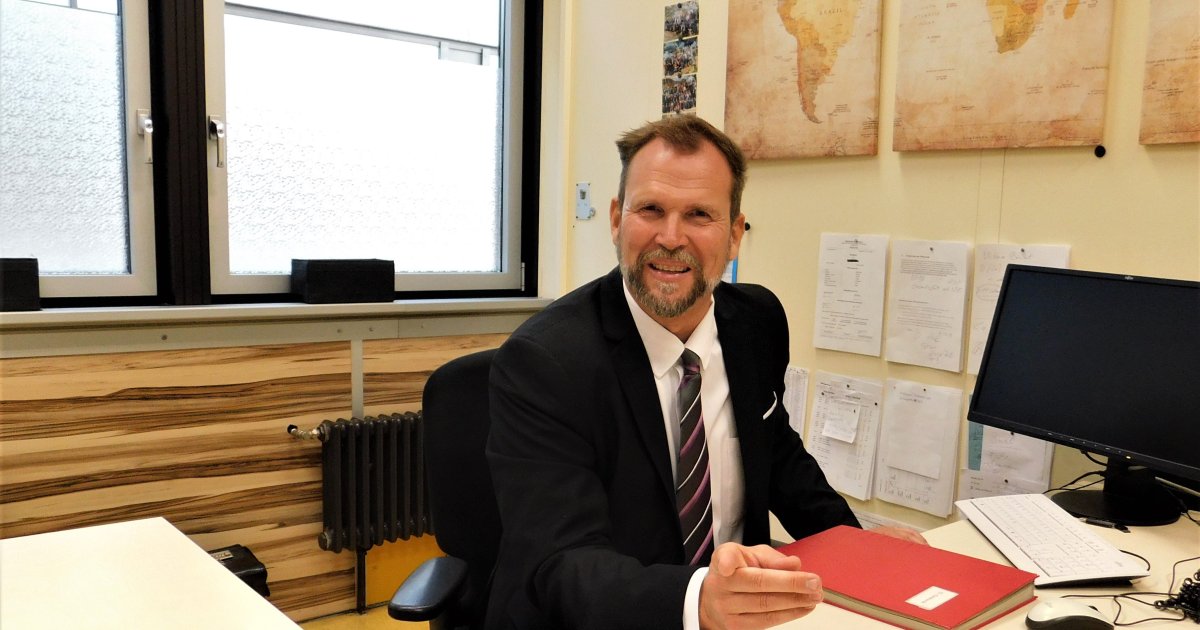 Neuer Schulleiter an der WGS | Gemeinde Kriftel – Obstgarten des ...